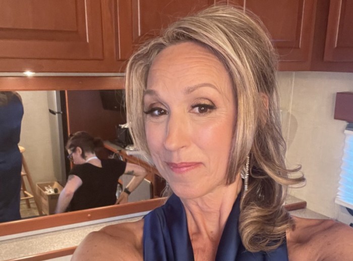 Carol Massar | Bloomberg Anchor & Business Journalist